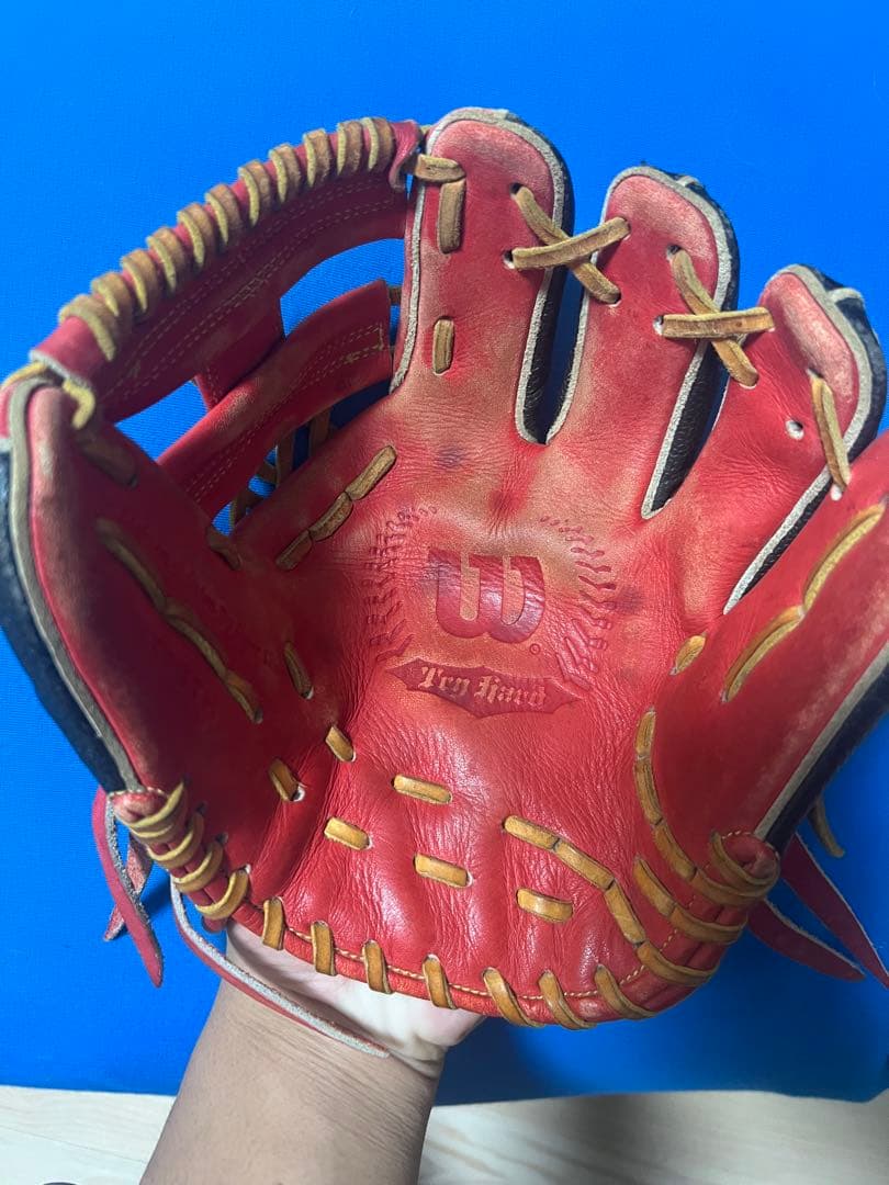 Wilson 硬式グローブ レッド ブラック