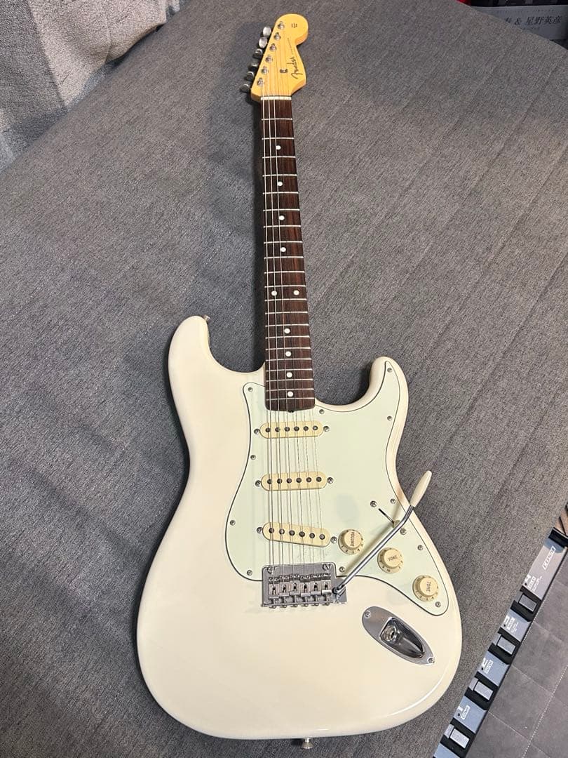 ギター Fender MIJ Hybrid 60s Stratocaster VWH