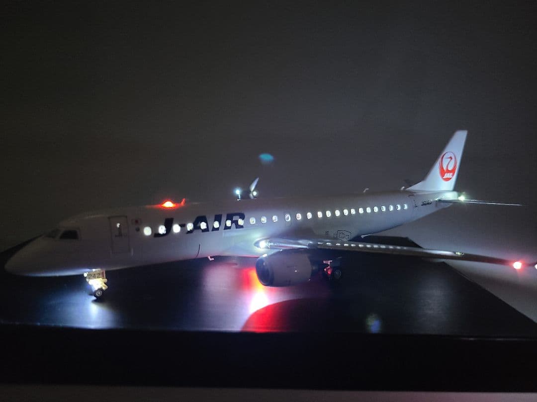 JAL エンブラエル E190 LED仕様完成品