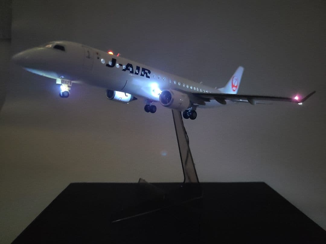 JAL エンブラエル E190 LED仕様完成品