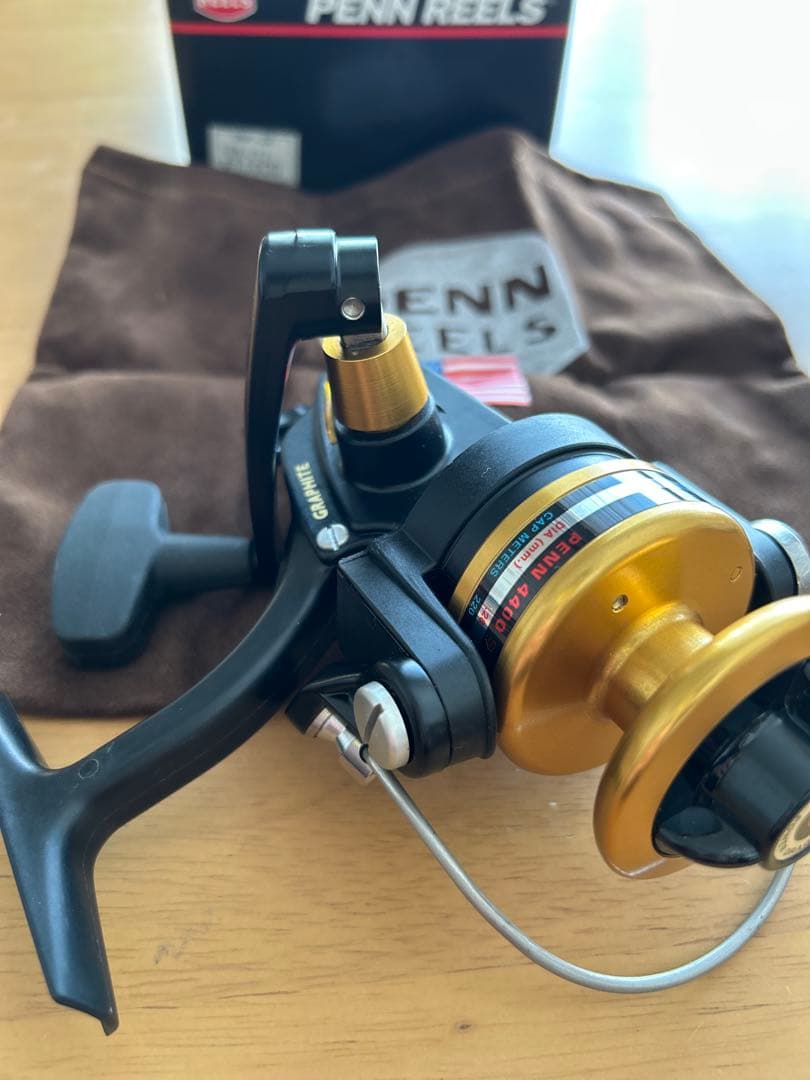 Penn Reels 4400SS グラファイトリール