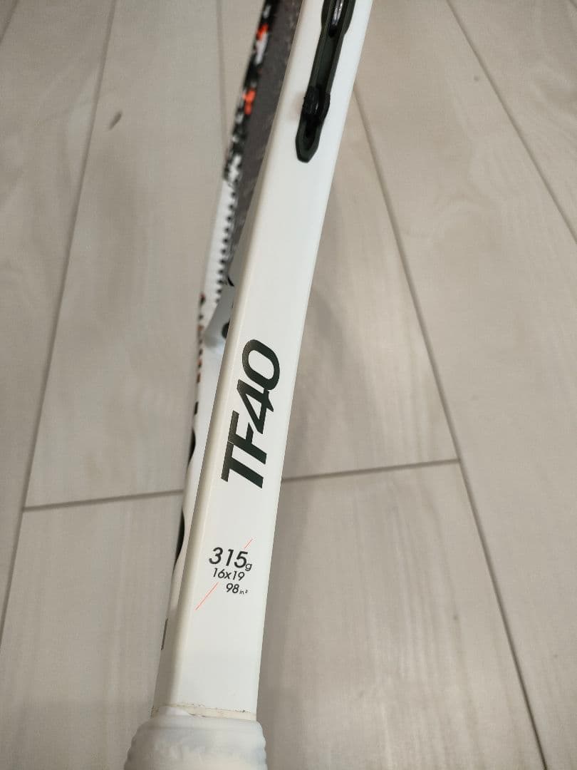 Tecnifibre TF40 テニスラケット 315g 98平方インチ