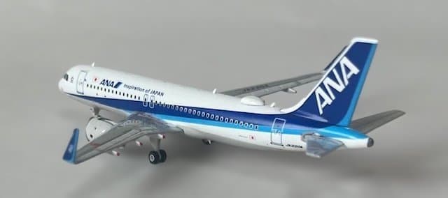 航空機・ヘリコプター ANA A320neo JA220A