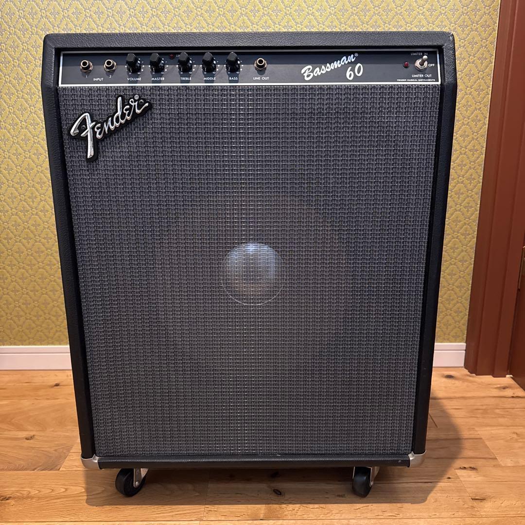 正常動作品 Fender Japan BASSMAN 60 BM-60 ベース用