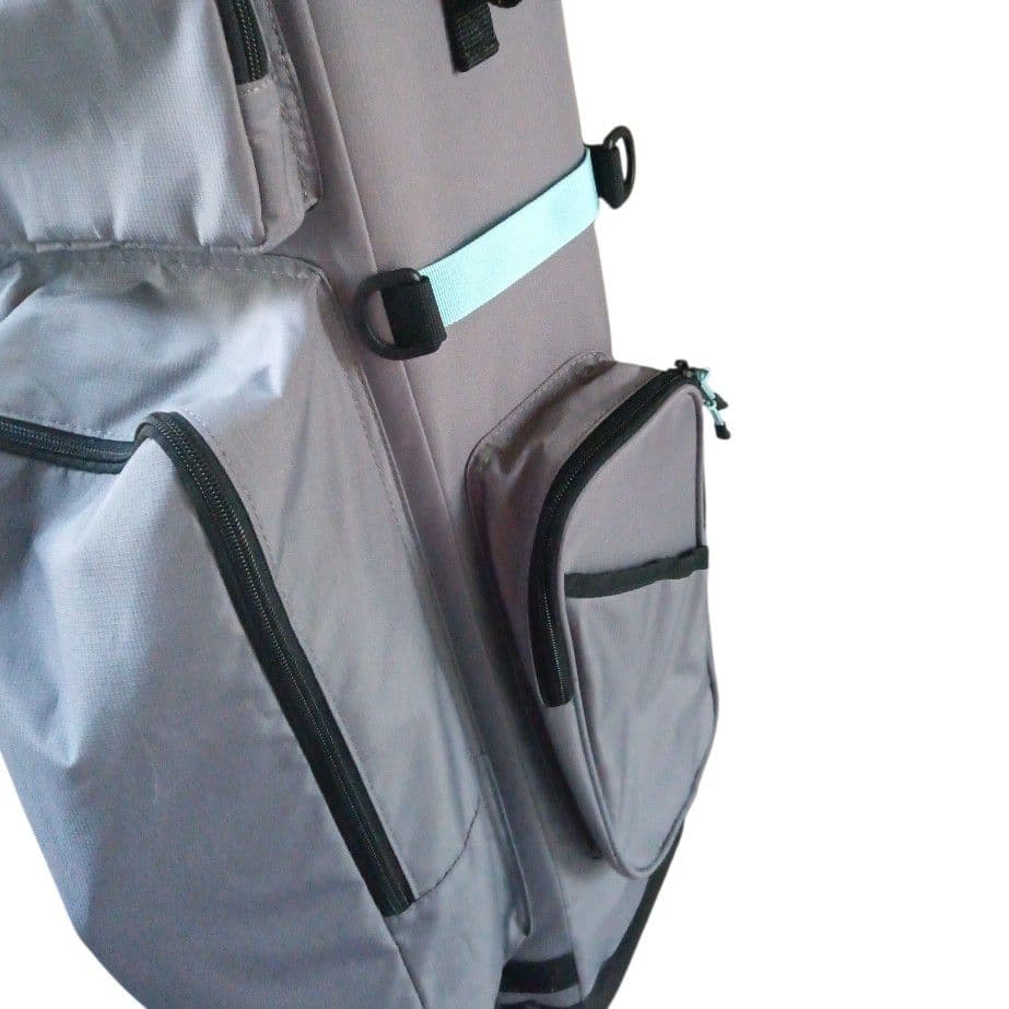 ■The Back9 Golf Backpack■車以外で練習に行ける！