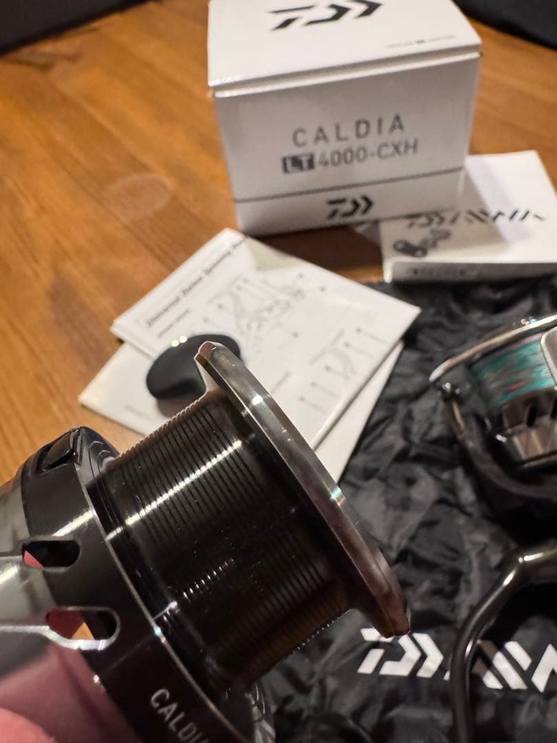 DAIWA CALDIA LT 4000-CXH スピニングリール