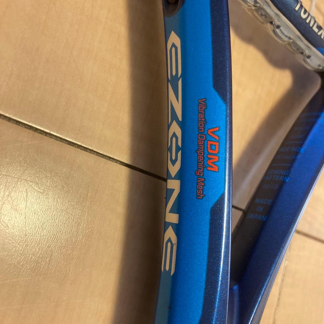 YONEX EZONE 100L G1テニスラケット