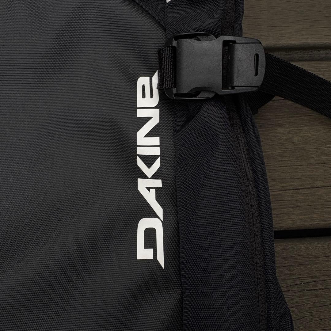 ダカイン ポーチャー DAKINE Poacher 14L Backpack