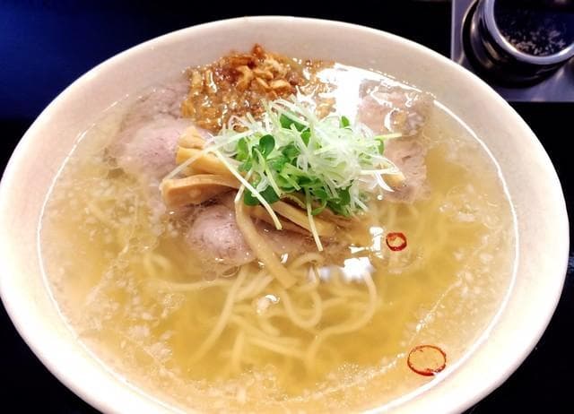 大特￥16900　1食分￥85　激レア さがんもんの 激から とんこつ ラーメン