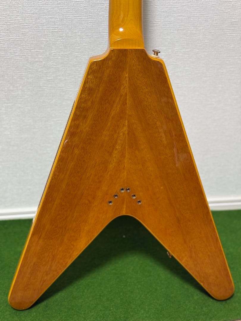ギター Epiphone 1958 Korina Flying V