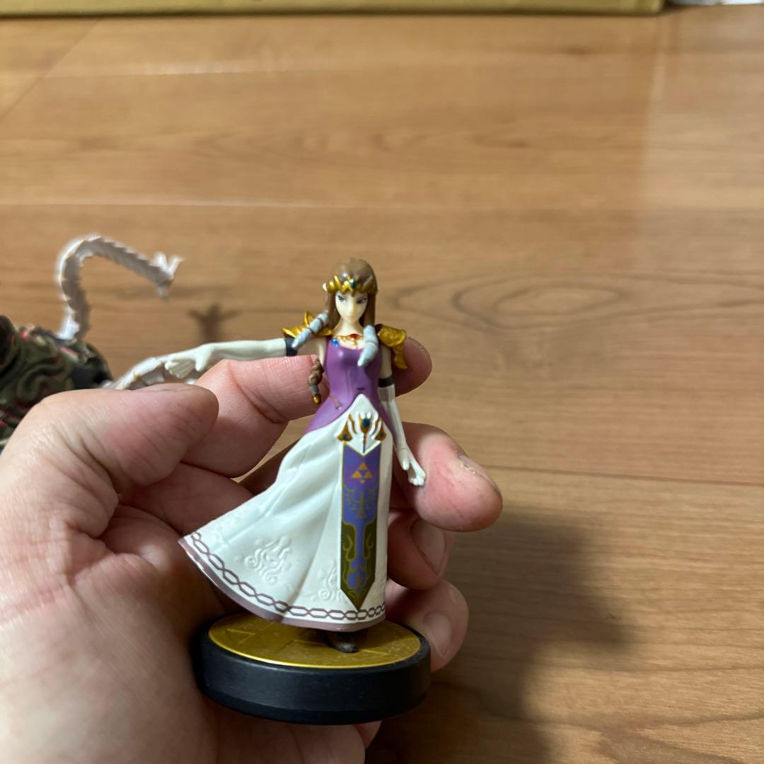 amiiboガーディアンとゼルダ2個セット