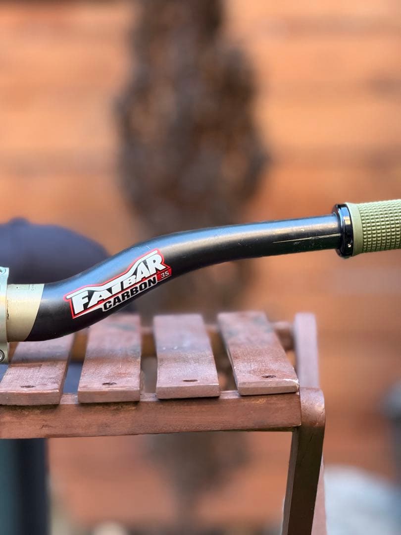 RENTHAL FATBAR CARBON 35 ハンドルバー、ステム、グリップ