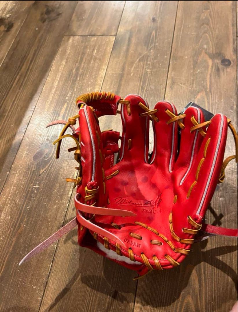 特別価格　Wilson staff 硬式内野手用