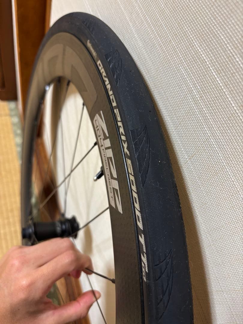 ZIPP 404 Firecrest タイヤ付き　中古　美品