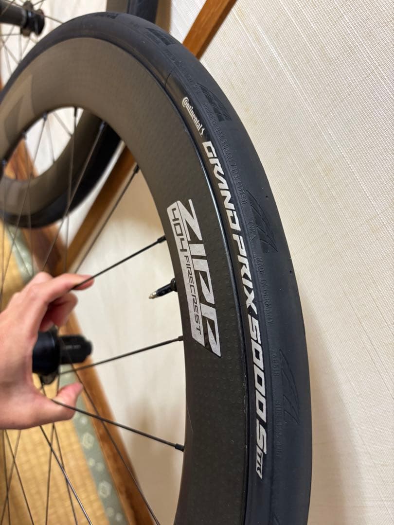 ZIPP 404 Firecrest タイヤ付き　中古　美品