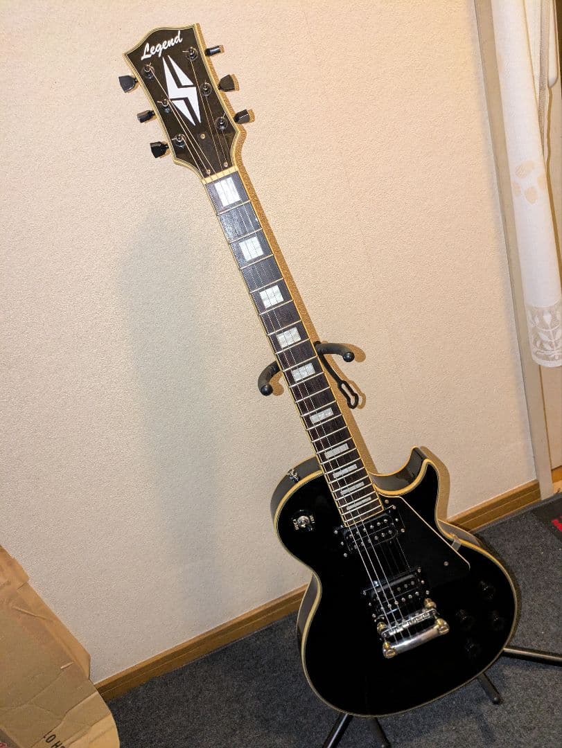 Legend レスポールタイプ　 ブラックEpiphoneプロバッカー搭載♫