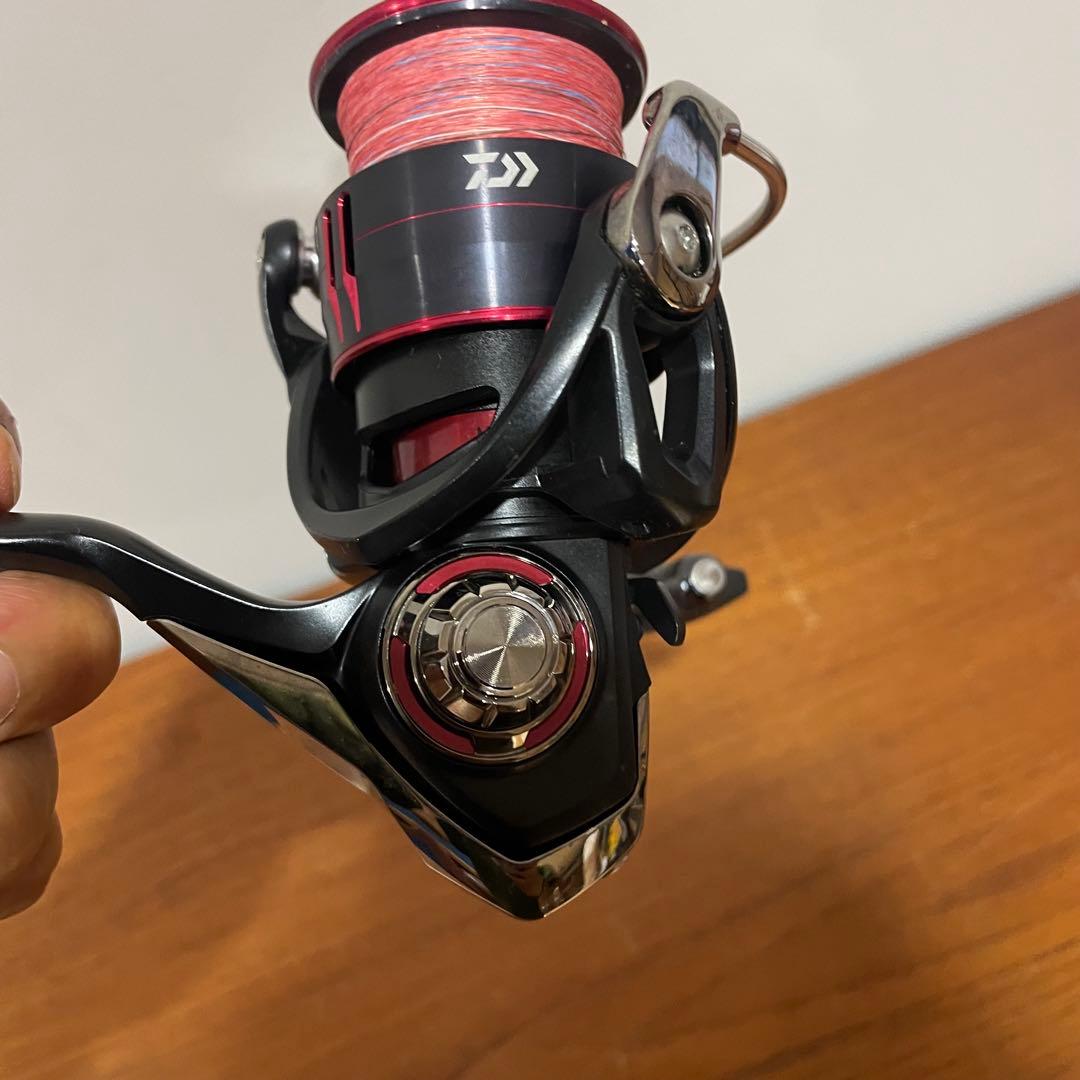 美品 DAIWA FUEGO LT3000D-CXH ダイワ フエゴ スピニング