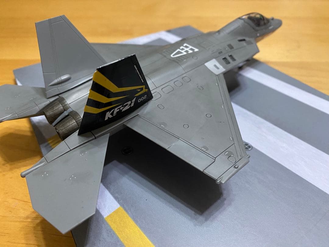 1/72スケール 完成品　KF-21 002号機