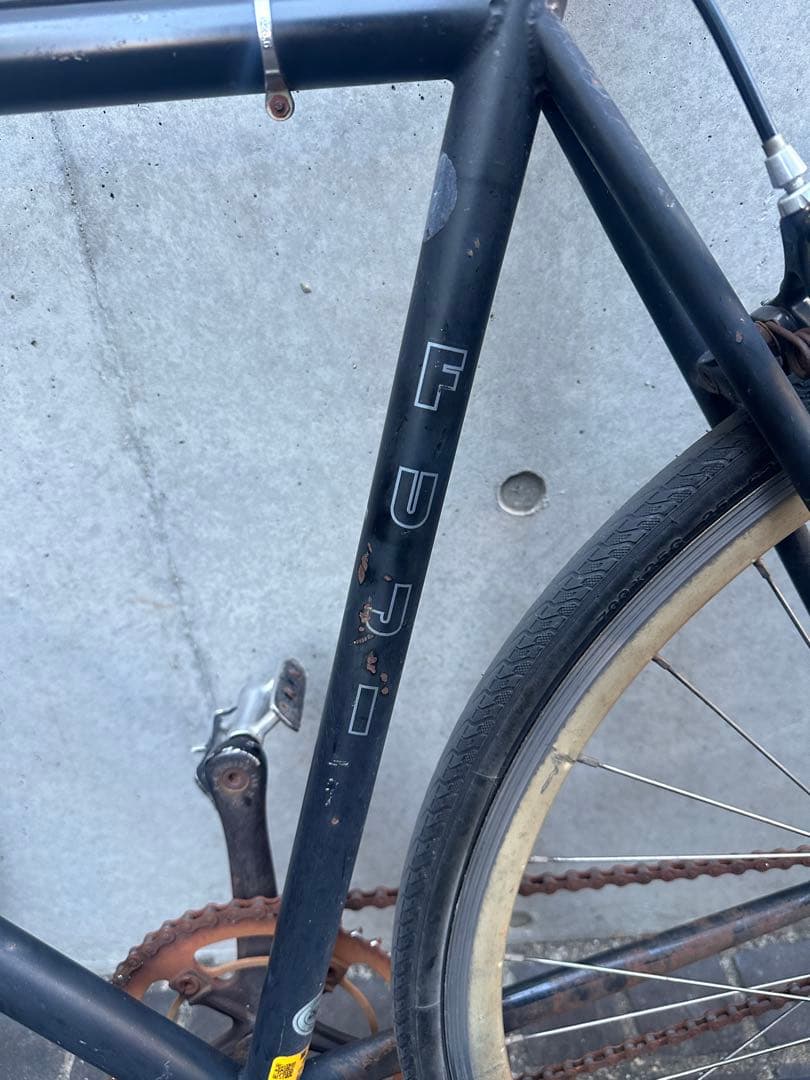 FUJI FEATHERピストバイク ブラック 700C