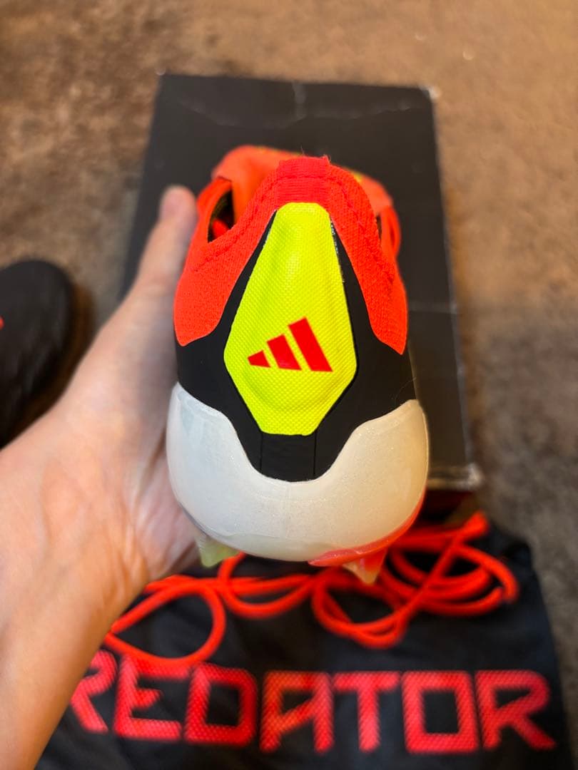 新品未使用⭐︎希少 adidas プレデター エリート FT FG 22.5cm