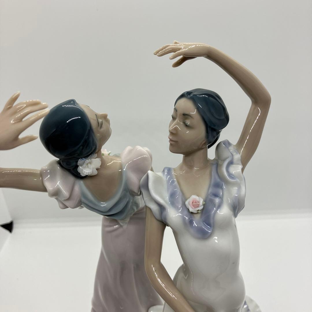 LLADRO リヤドロ 情熱の踊り 5601 ダンサー 踊り子 フュギリン 置物