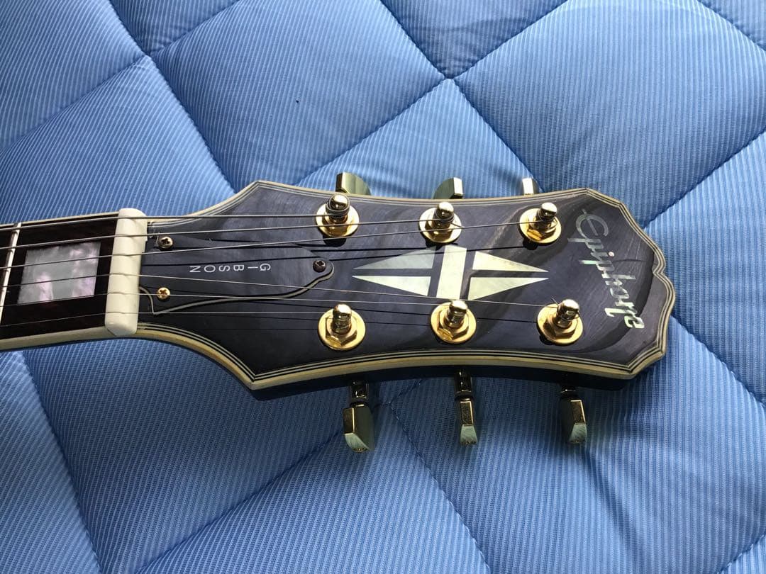 Epiphone Les Paul Custom 　ハードケース付属