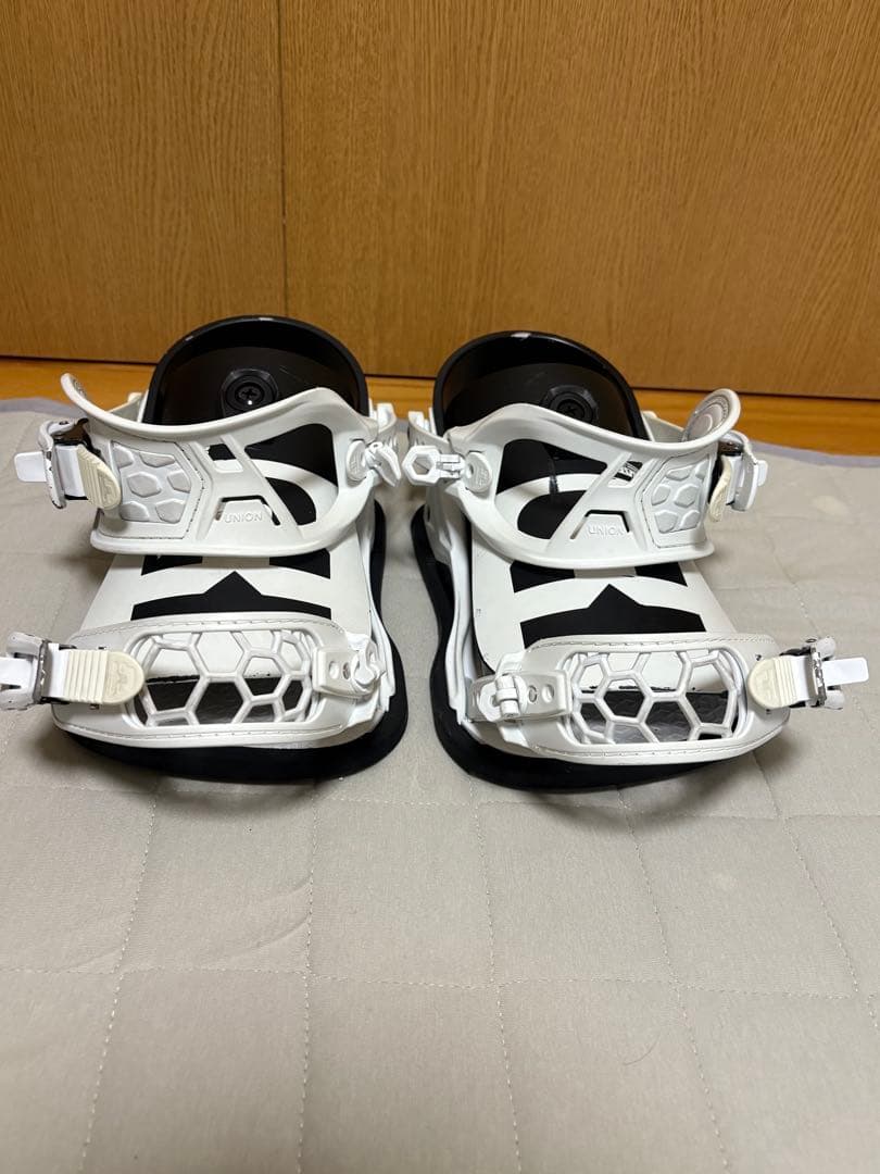 UNION STRATA White Sサイズ