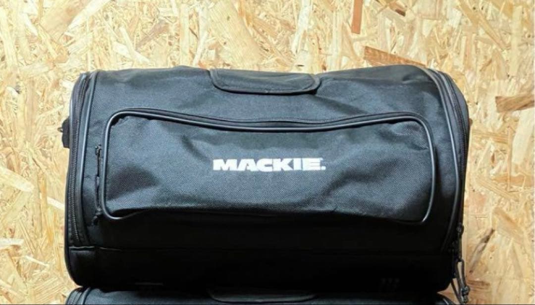 美品　Mackie (マッキー) C-200 PAスピーカー　②