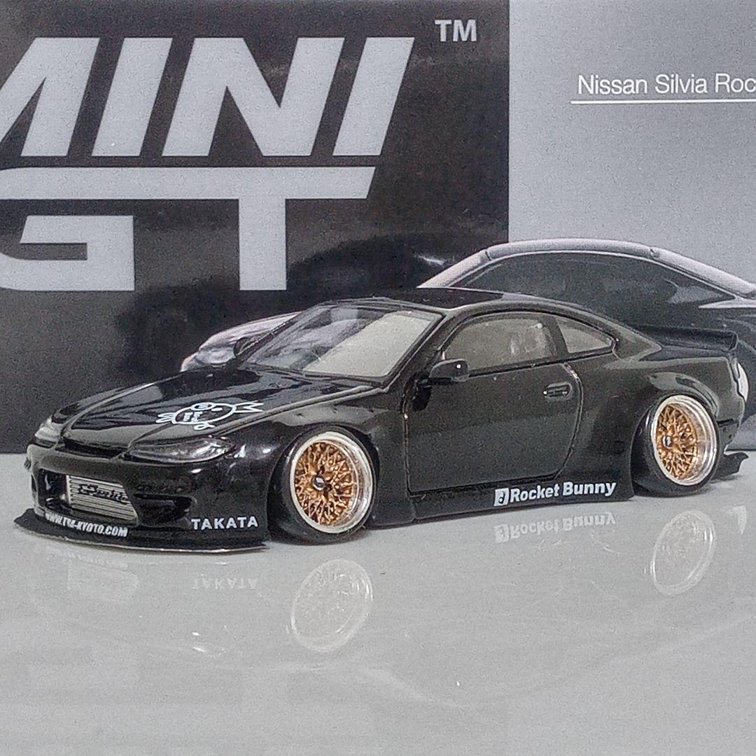 MINI GT S15 シルビア 改　Rocket Bunny