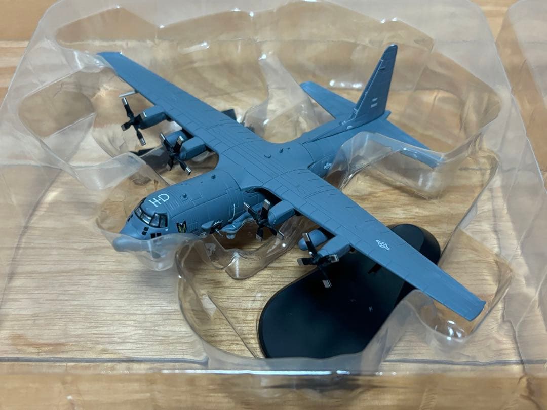 1/200 AC-130U ハーキュリーズ ガンシップ ダイキャスト製 完成品