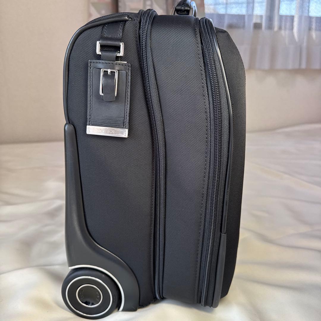 TUMI ARRIVE ホイールドキャリーケース 25603D 機内 新品同様