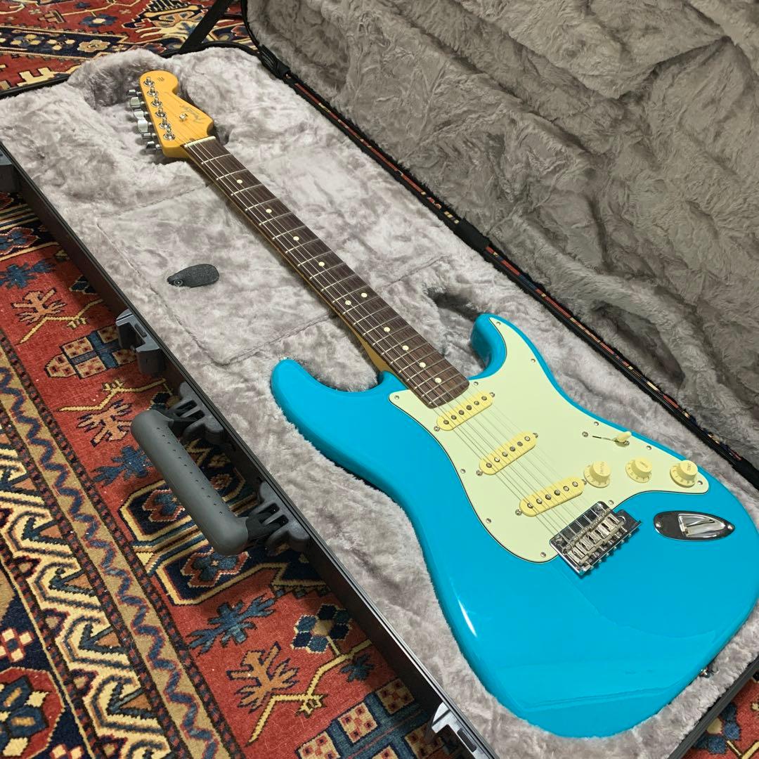FenderAmericanProfessional IIストラトマイアミブルー
