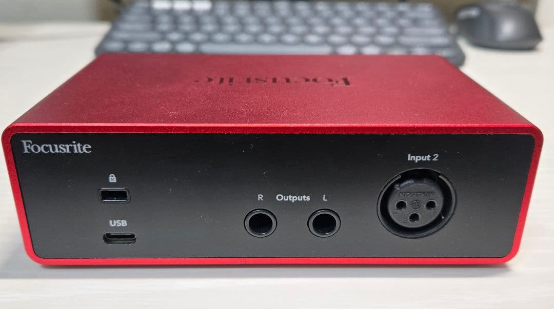 focusrite scarlett solo gen4　箱なし
