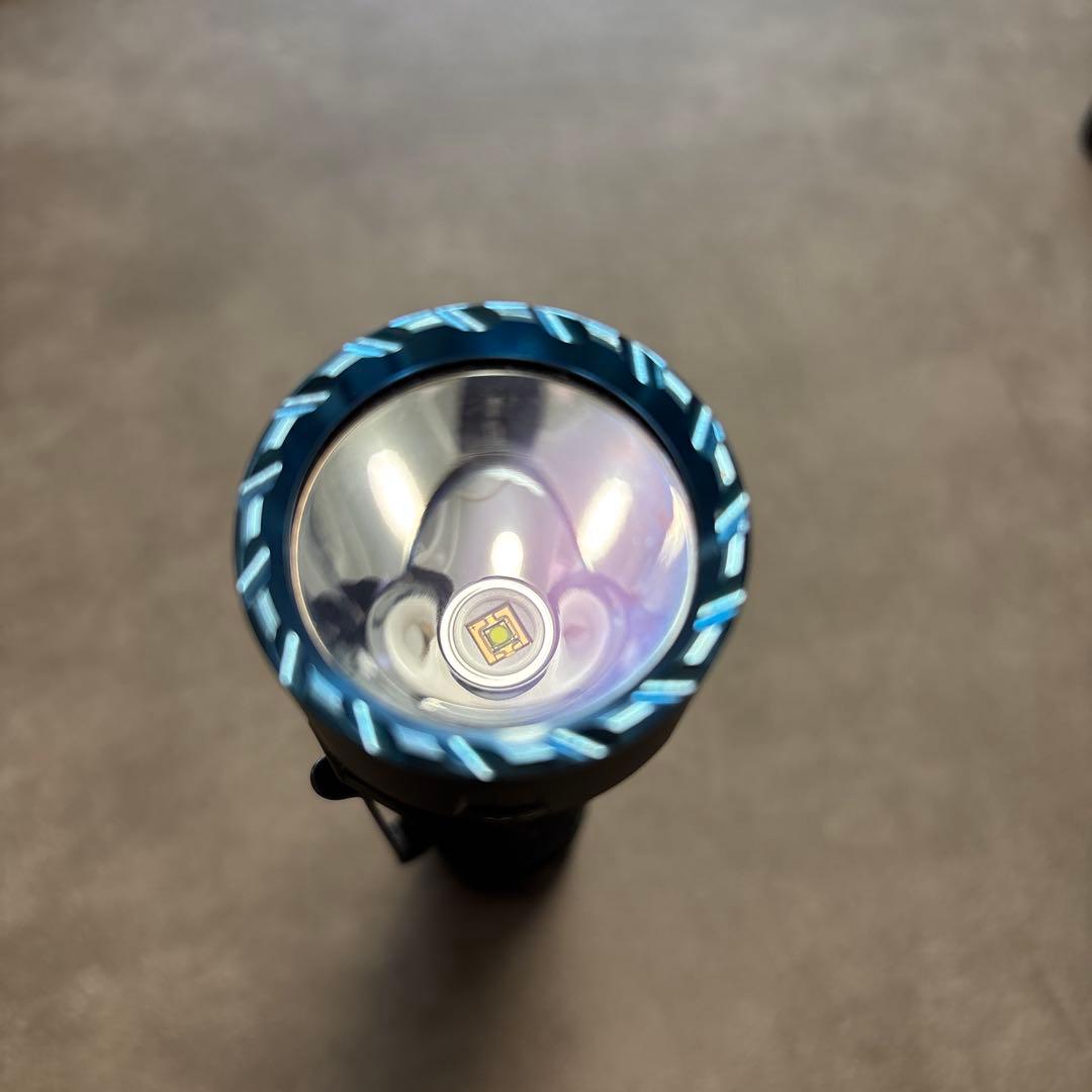Olight Javelot バッテリー付　充電式