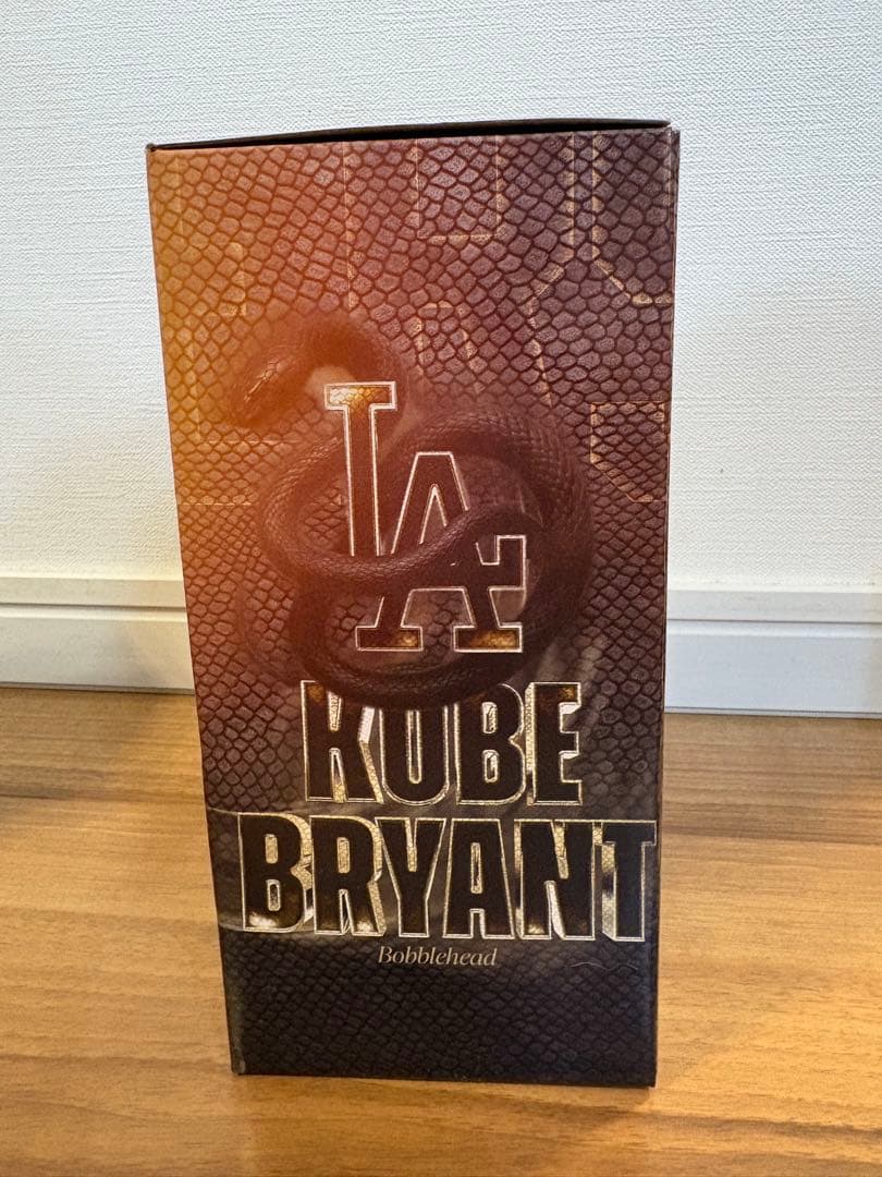 Kobe Bryant コービー・ブライアント ボブルヘッド ドジャース限定配布
