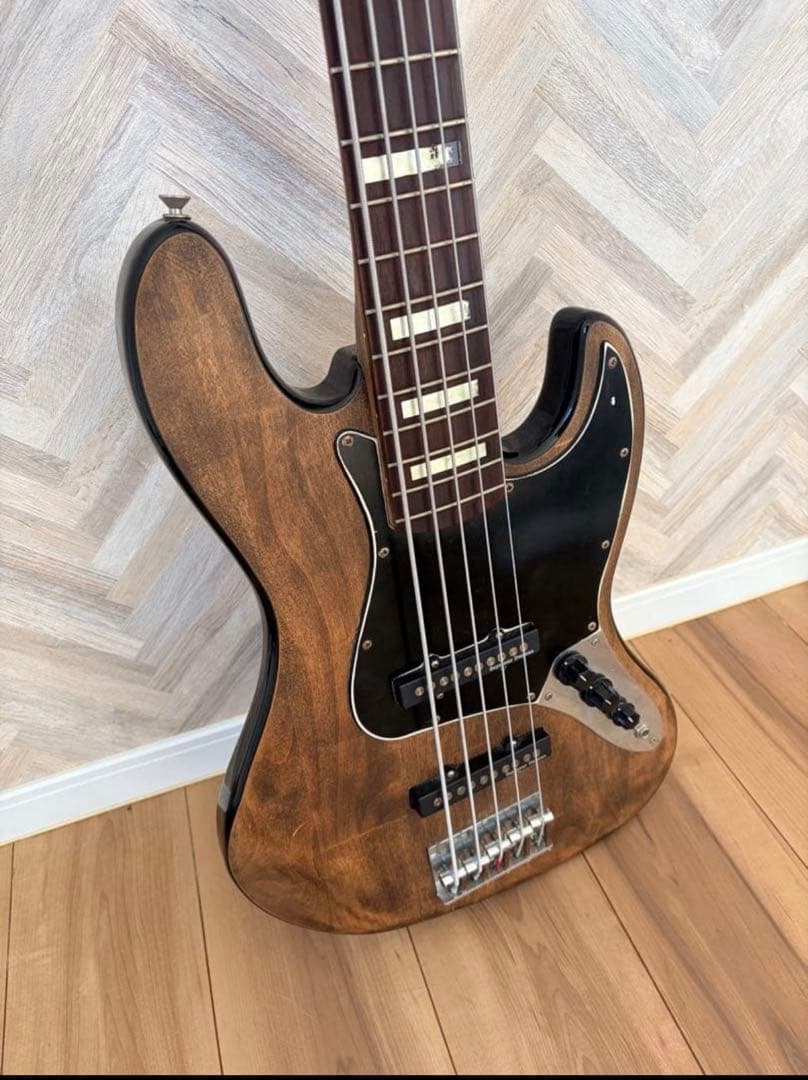 ダンカン搭載 Squire Affinity Jazz Bass V カスタム品