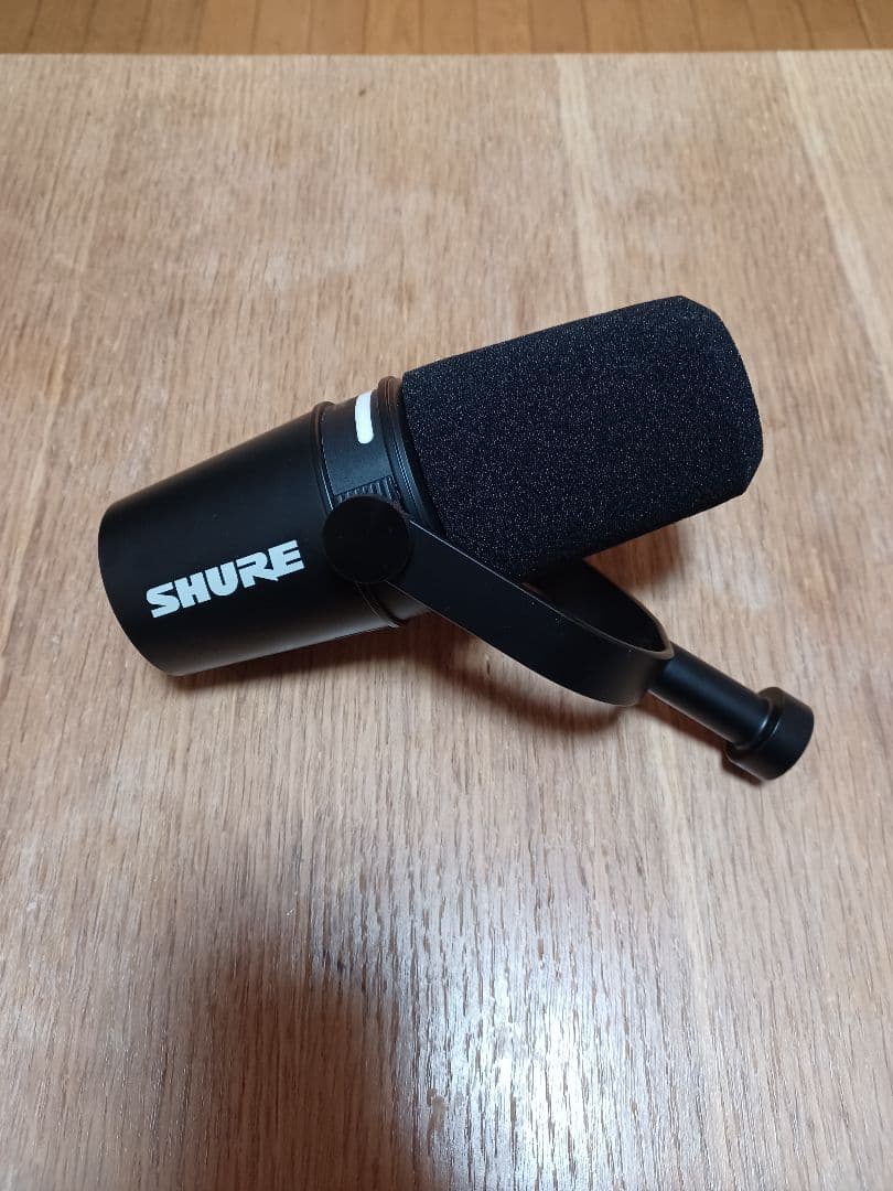 SHURE MV7+ ポッドキャストマイク
