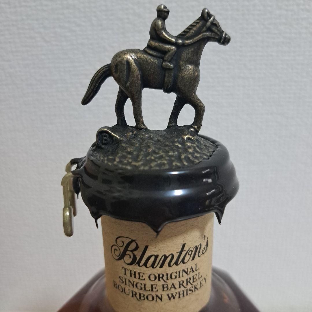 Blanton's シングルバレルバーボンウイスキー 700ml