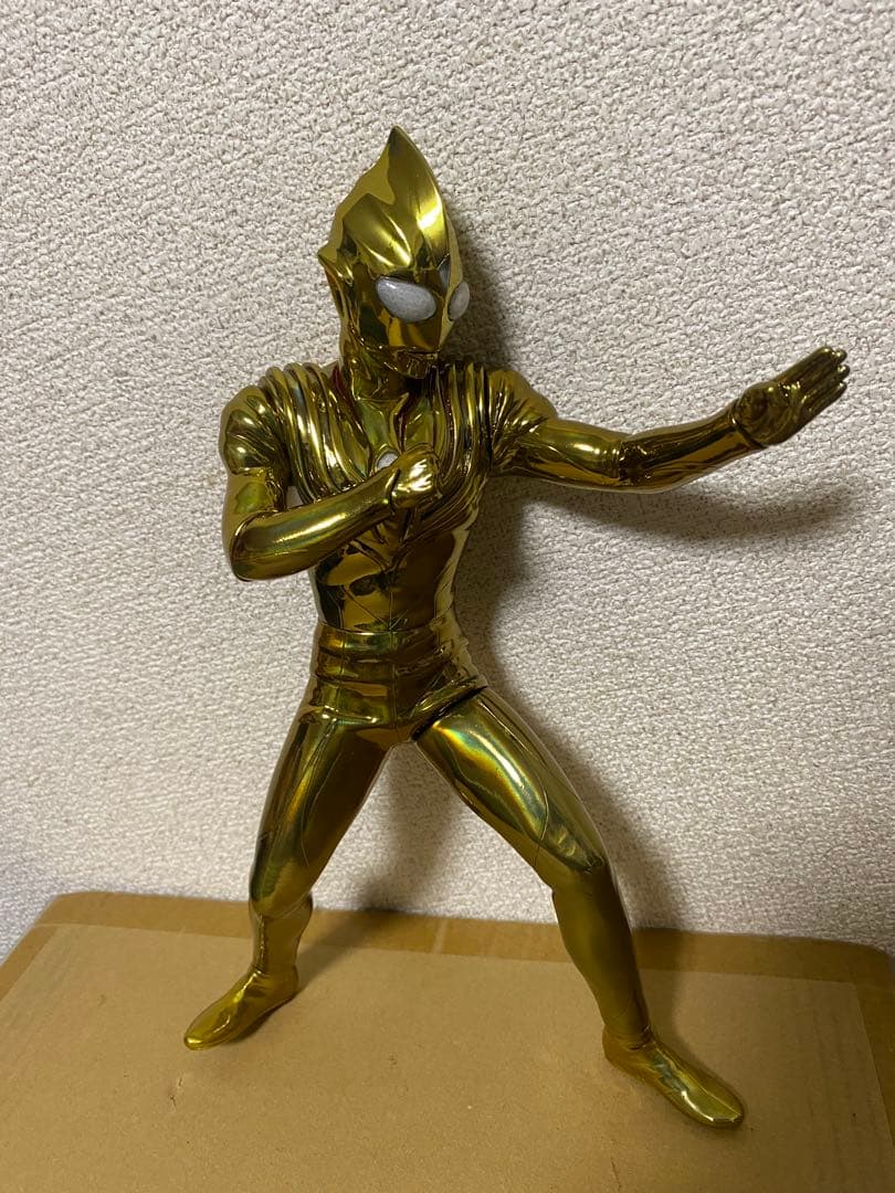 CCP ウルトラマンティガ　グリッターティガ ゴールドメッキ