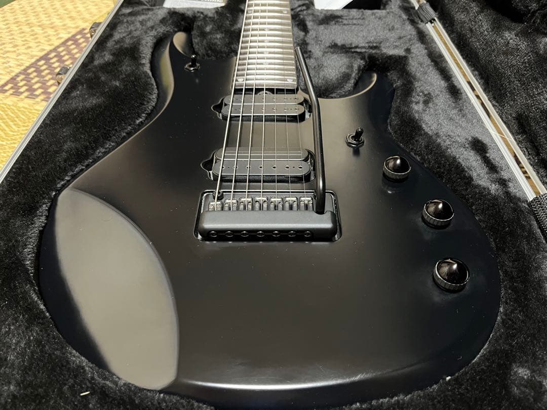 【土日限定価格】Music Man/JP7 Stealth Black7弦ギター