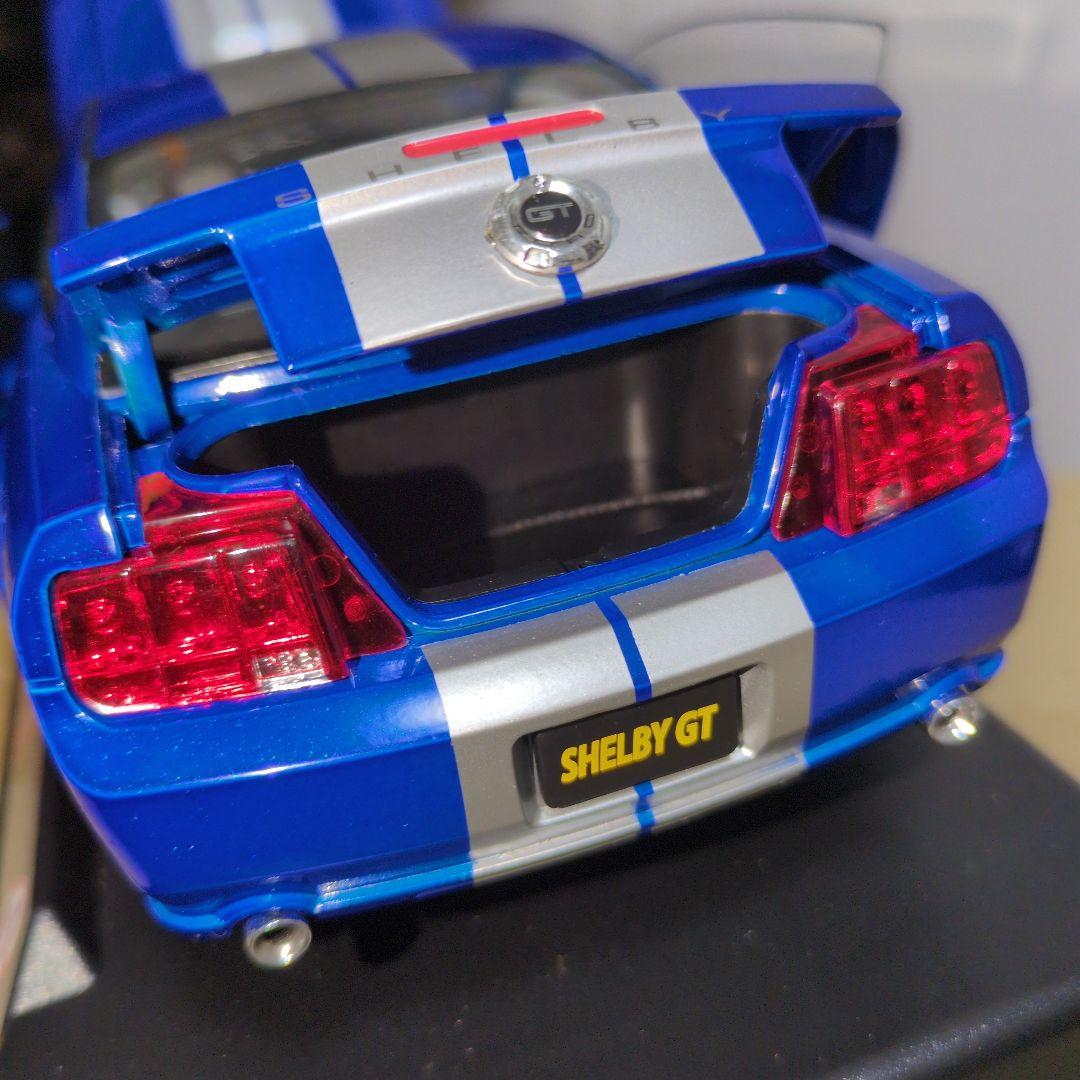 2008 Shelby GT ミニカー　フォード　マスタング　1/18