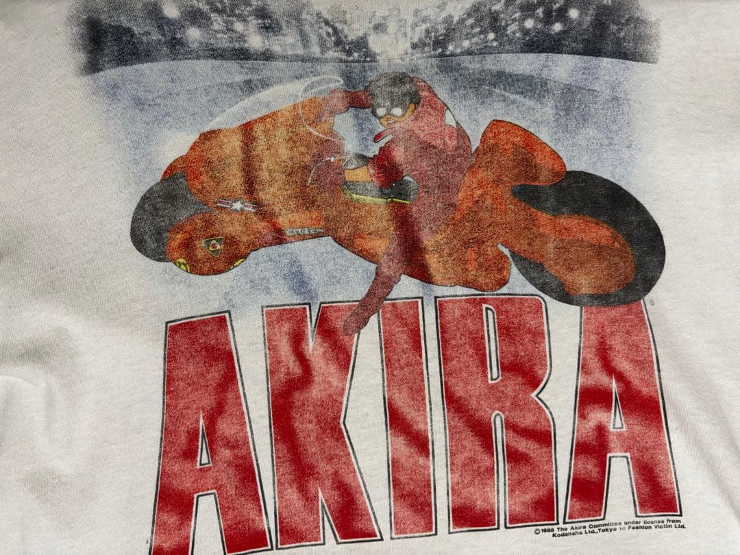 AKIRA グラフィック Tシャツ ホワイト