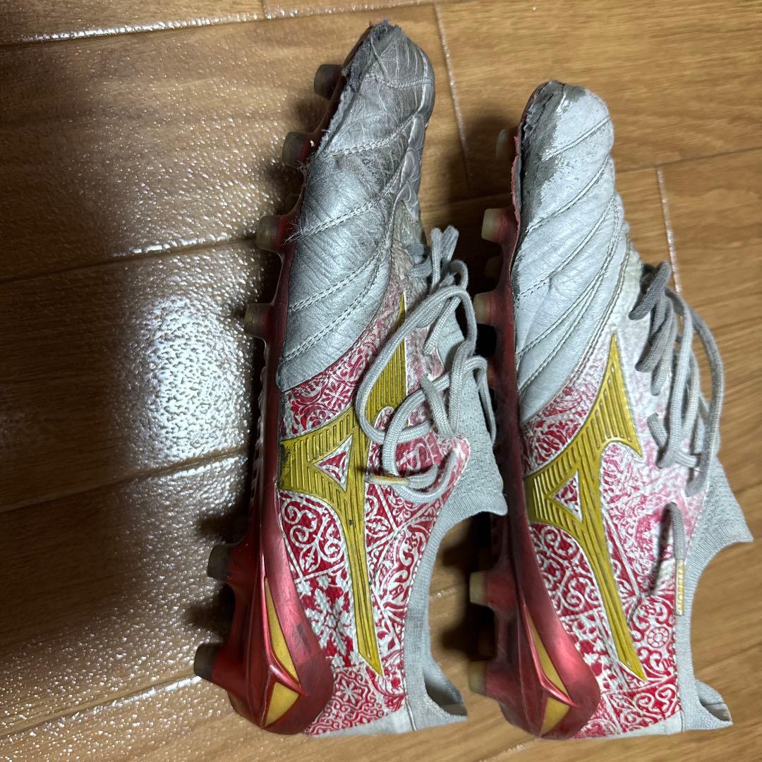 Mizuno モレリアネオ4βセルヒオ・ラモス限定カラー