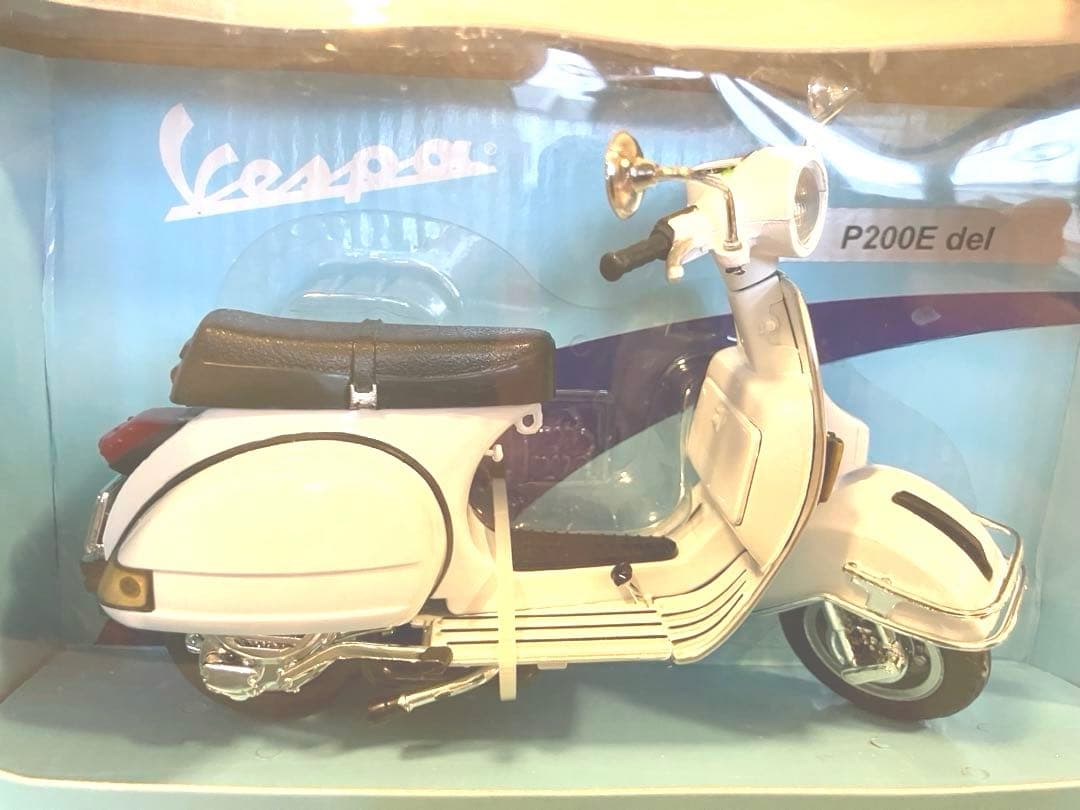 松田優作　探偵物語モデル　Vespa P200E ダイキャストモデル 1:12
