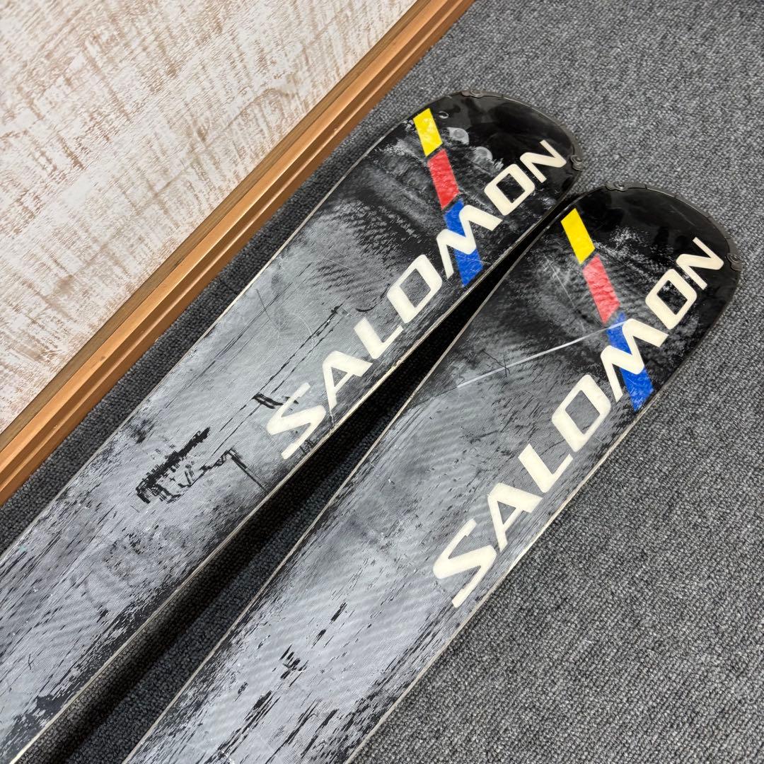 【送料無料】SALOMON カービングスキー