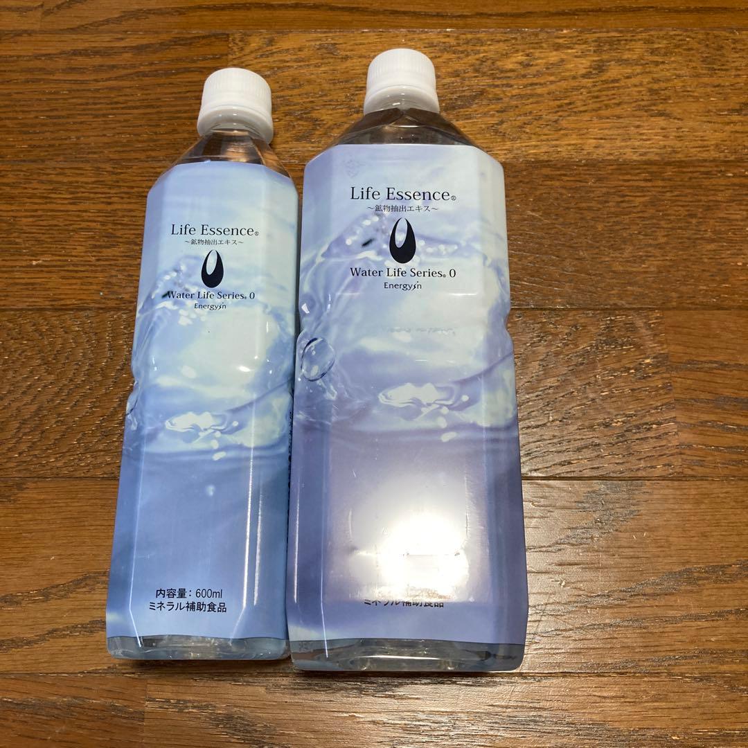 Life Essence. ミネラルウォーター 600ml & 10,000ml