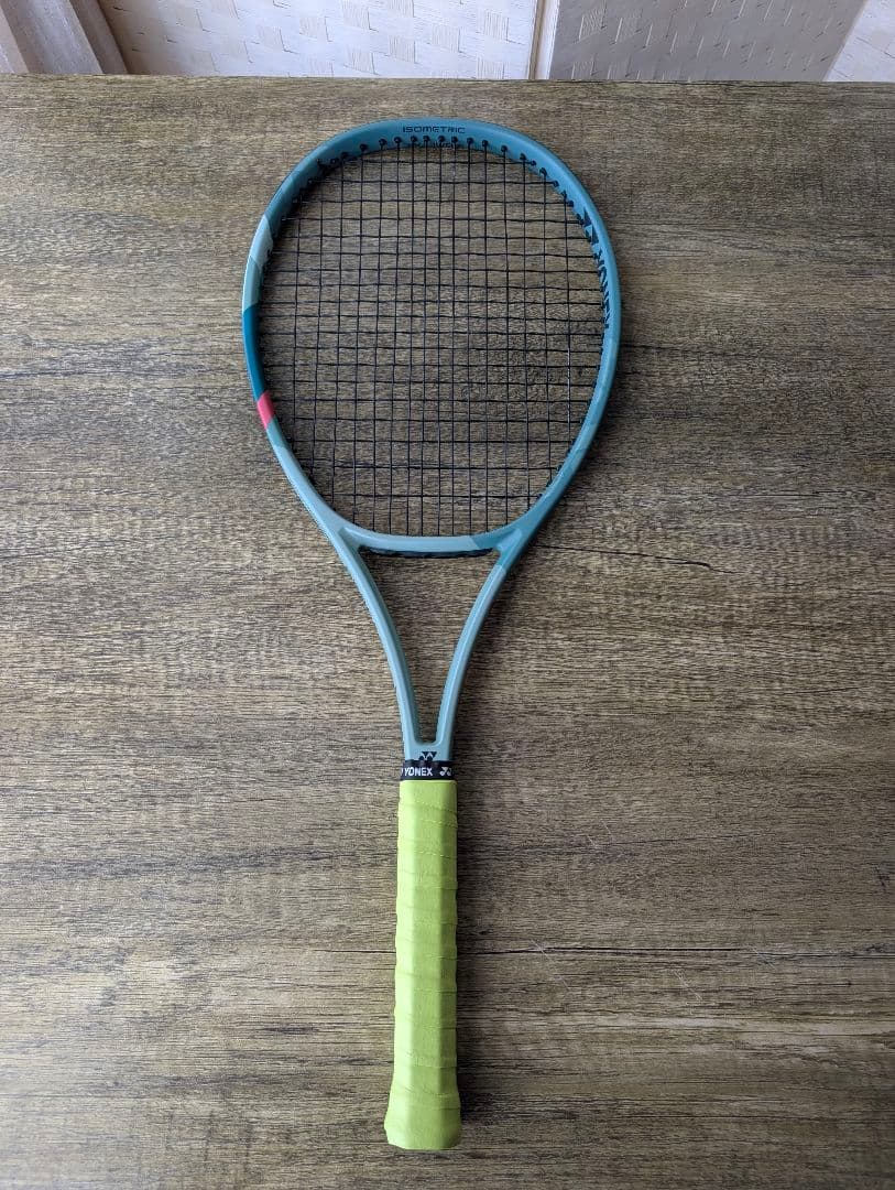 【美品】ヨネックス YONEX テニスラケット パーセプト 100L G1