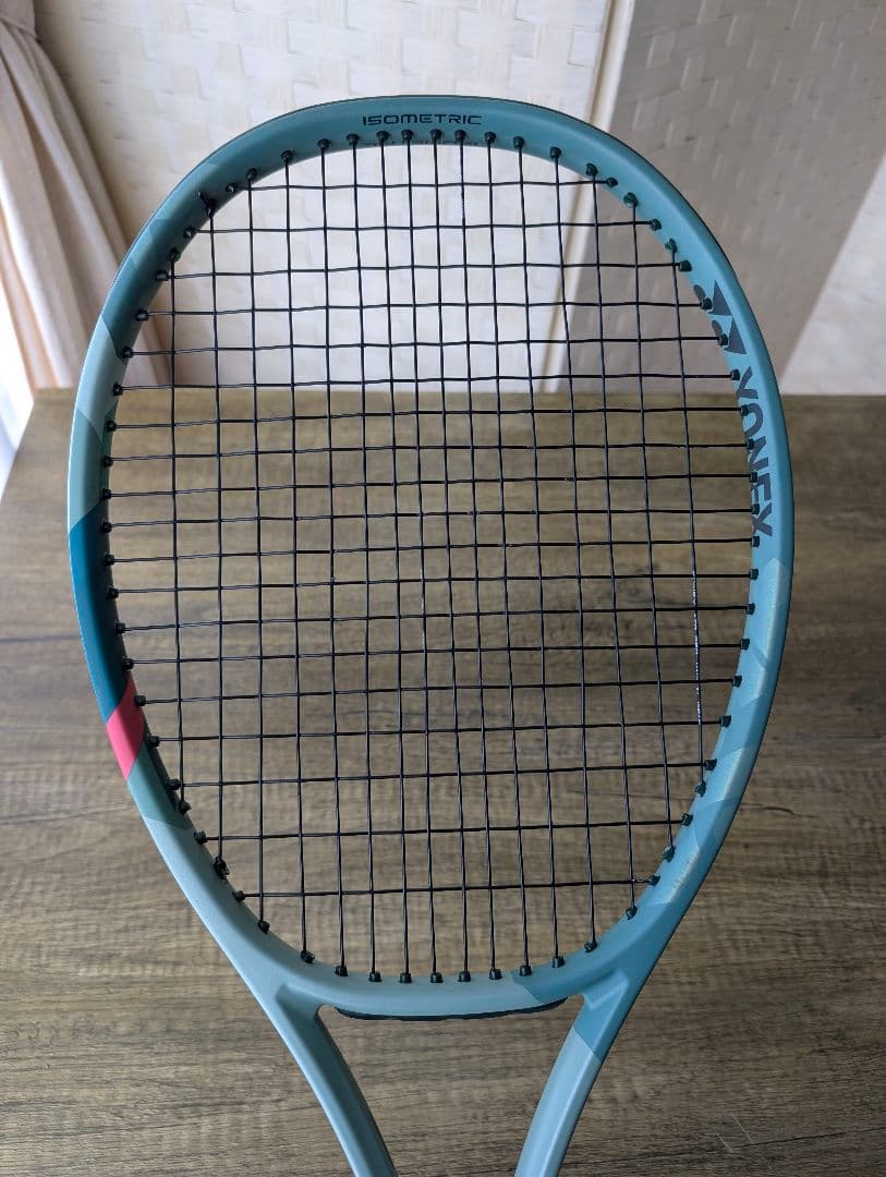 【美品】ヨネックス YONEX テニスラケット パーセプト 100L G1