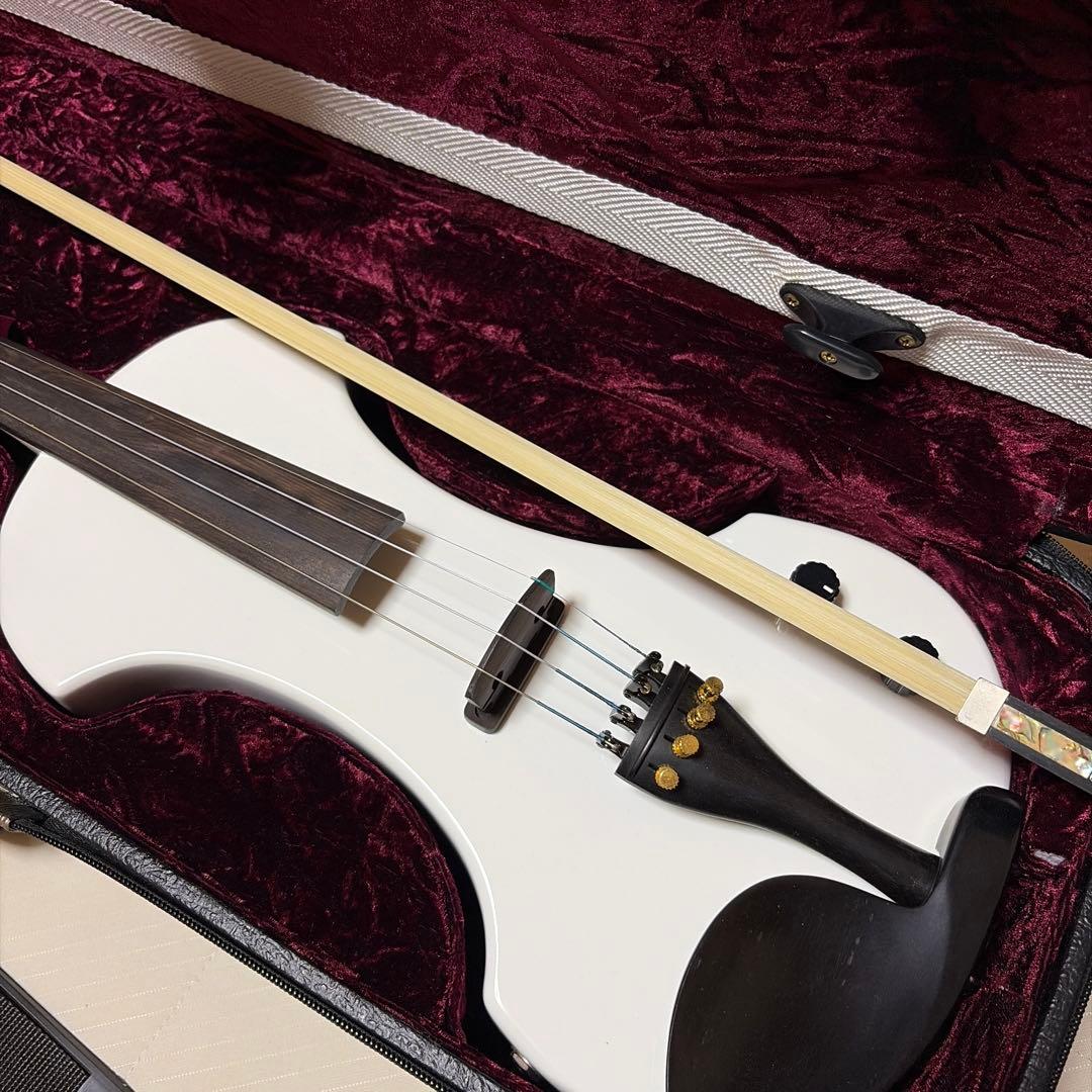Fender FV-1 エレキバイオリン ホワイト