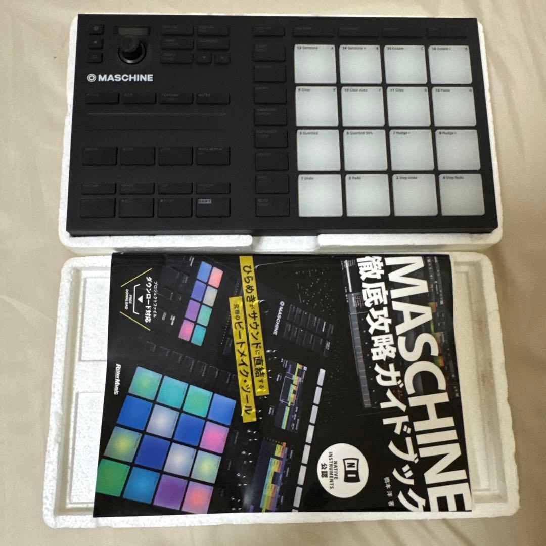 MASCHINE MIDIコントローラー 黒